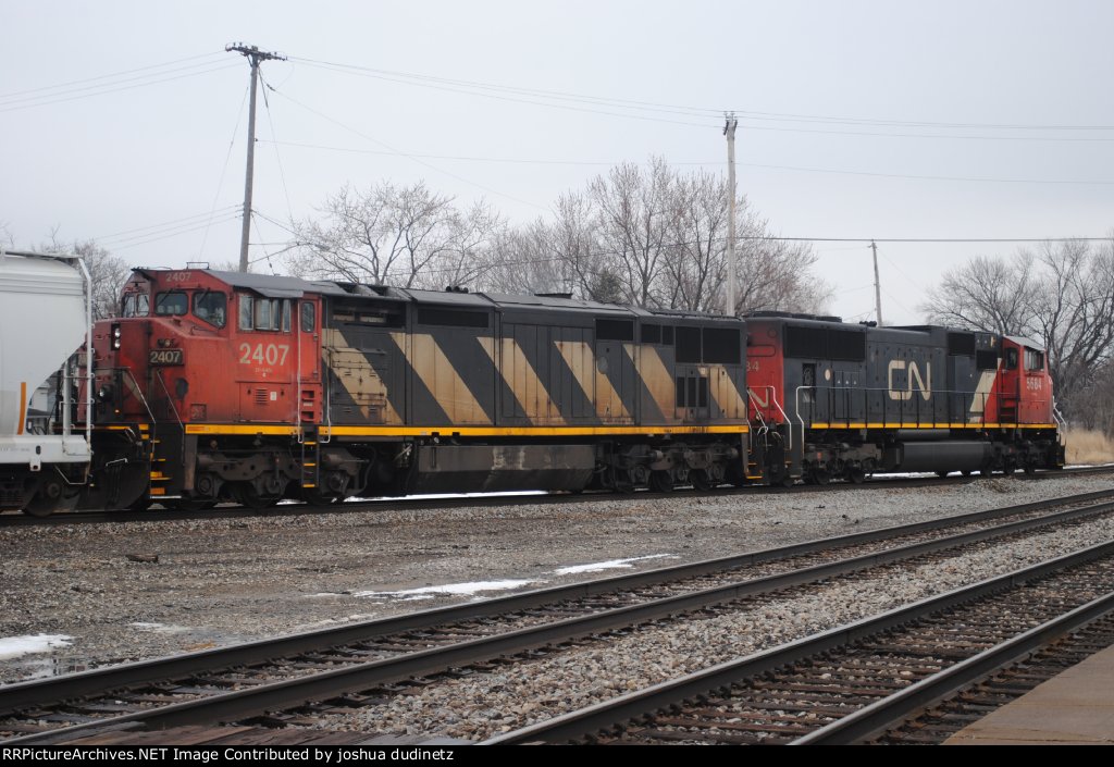 CN 2407